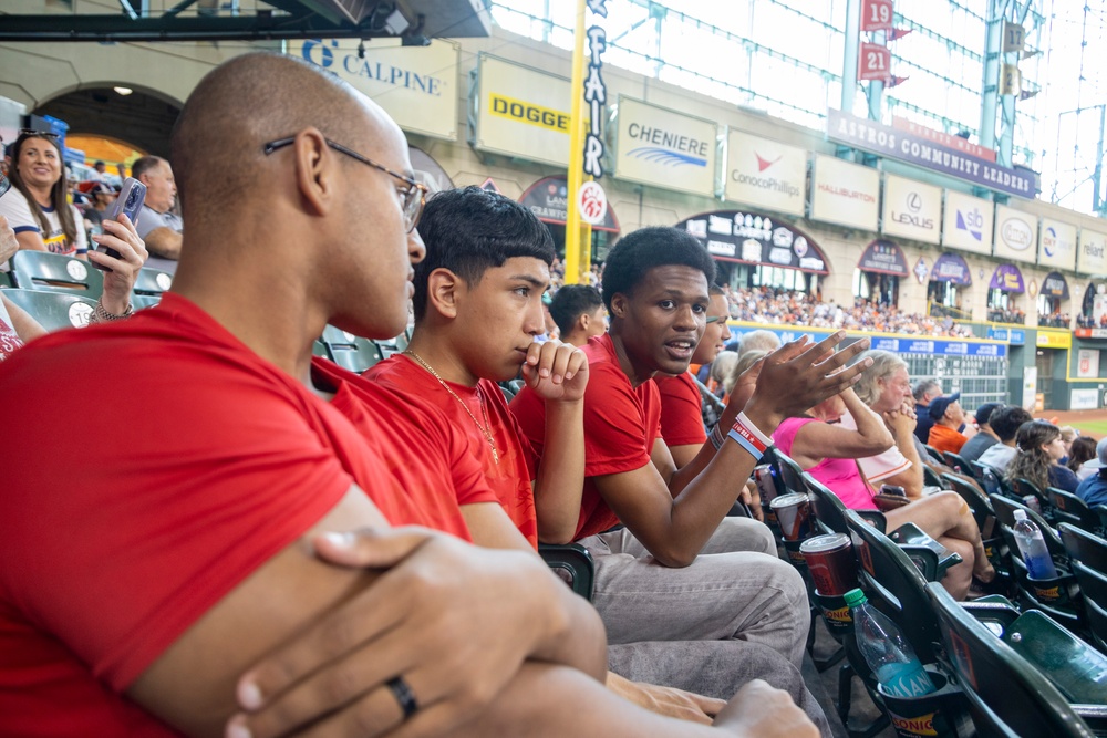 DVIDS - Images - Poolees and future soldiers conduct swear-in ceremony ...