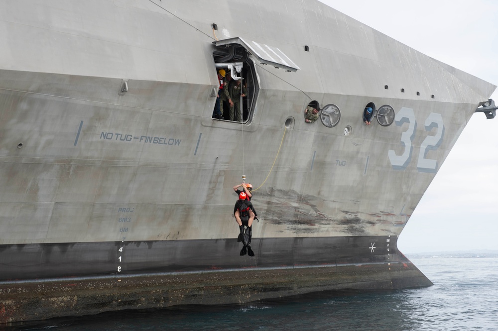DVIDS - Images - USS Santa Barbara (LCS 32) Conducts SAR Testing [Image ...