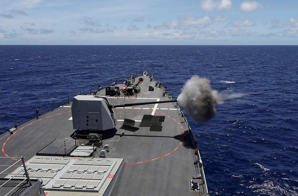 DVIDS - Images - USS Dewey (DDG 105) Conducts Live-Fire Exercise with 5 ...