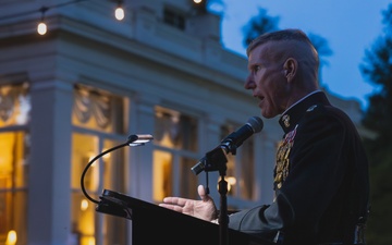 DVIDS - Commandant of the Marine Corps