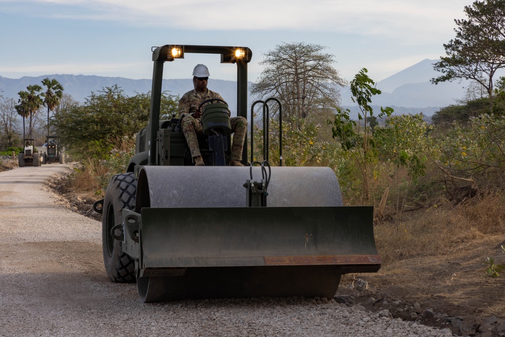 DVIDS - Images - 130th Engineer CALFEX Engineer Mobility Project [Image ...