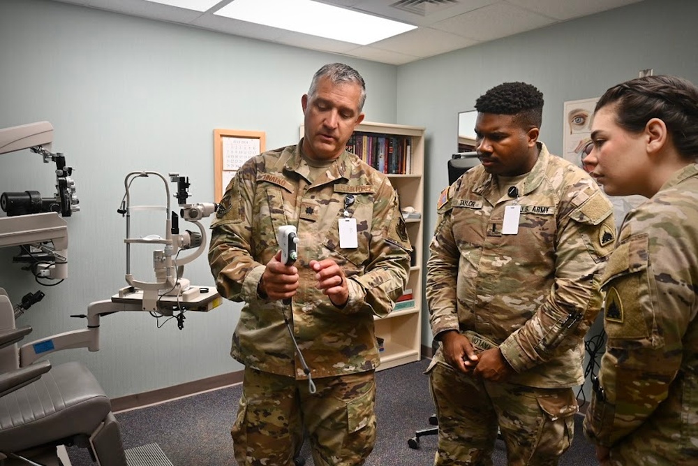 DVIDS - News - DCARNG Medical Detachment remove gaps in health, dental ...