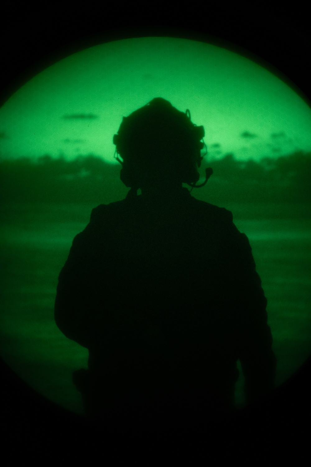 DVIDS - Images - MSPF, 24th MEU (SOC) Low Light Deck Shoot [Image 7 of 9]