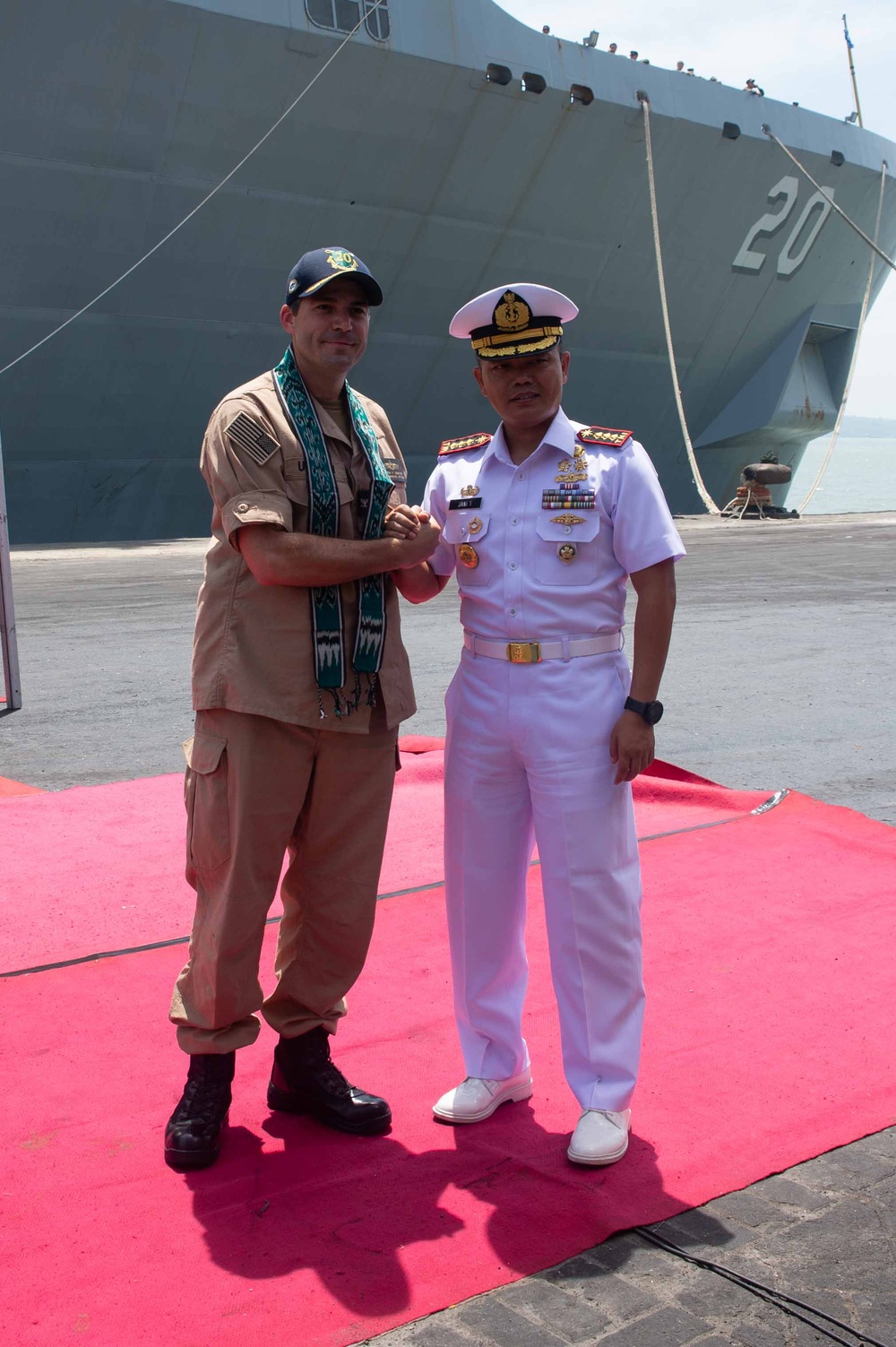 DVIDS - Images - Indonesian National Armed Forces welcome USS Green Bay ...