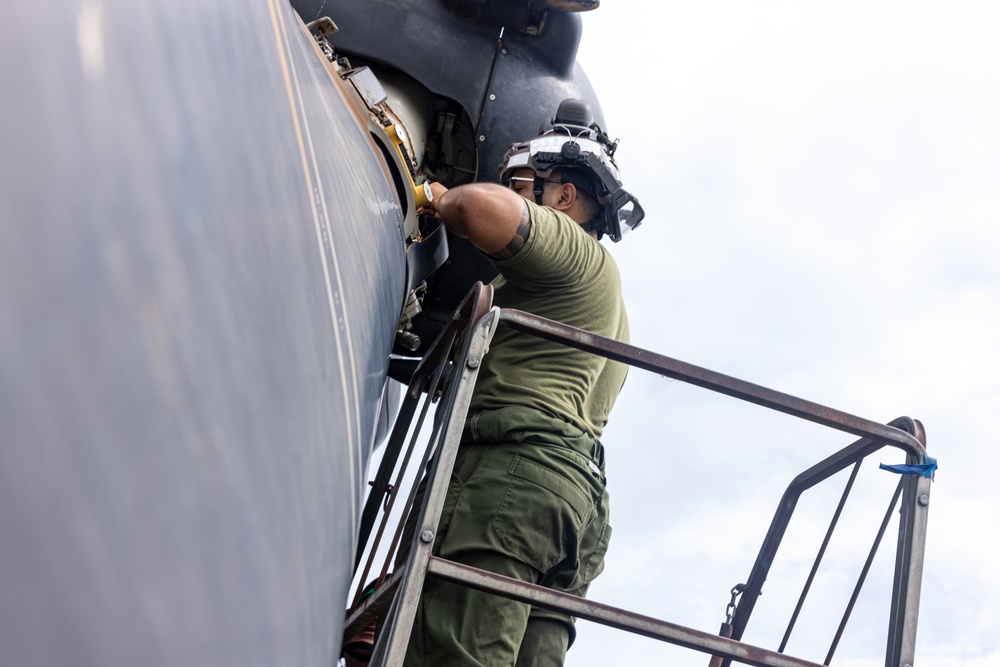 DVIDS - Images - MRF-D 24.3: VMM-268 (Rein.) Marines perform ...