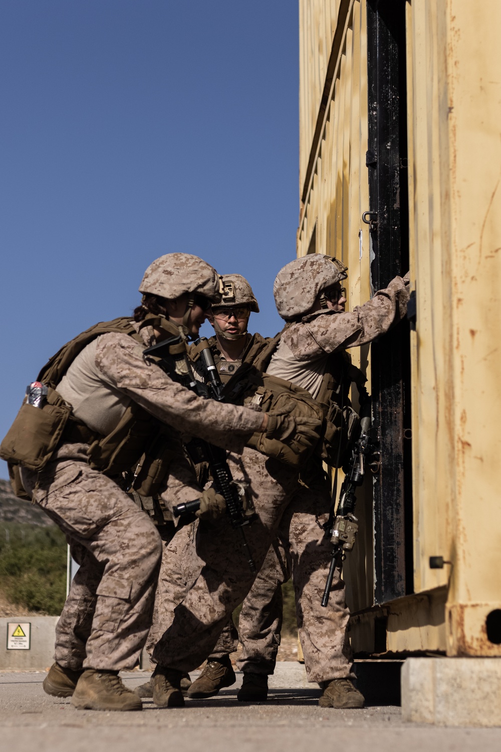 DVIDS - Images - 24th MEU (SOC) Marines Conduct MOUT Training at NSA ...