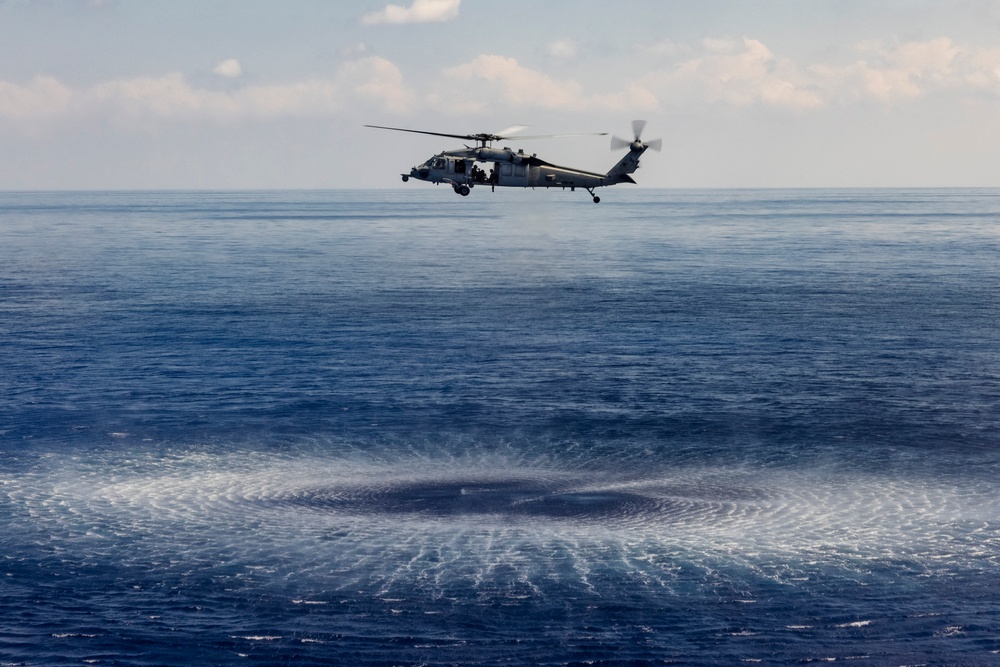 DVIDS - Images - MSPF, 24th MEU (SOC) Aerial Sniper Shoot [Image 1 of 3]