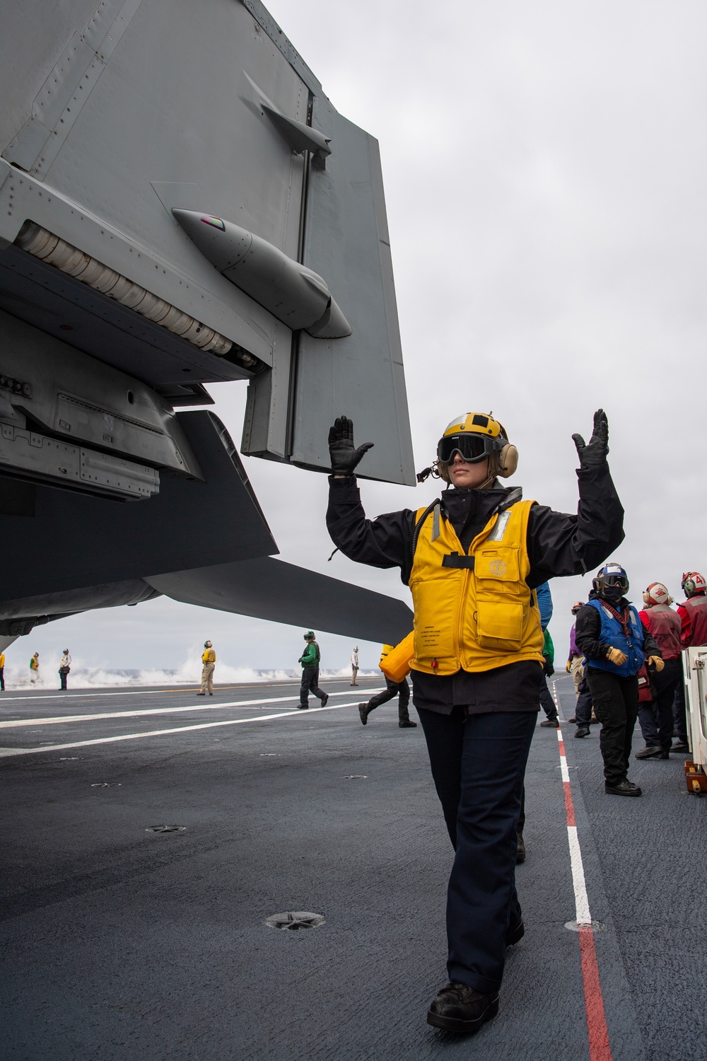 DVIDS - Images - Nimitz Conducts Flight Operations [Image 10 of 28]