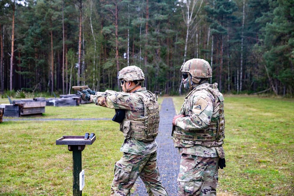 DVIDS - Images - 7th ATC HHC M17 Qualification Range [Image 6 of 13]