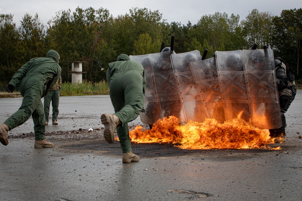 DVIDS - Images - 41st IBCT Conducts Fire Phobia Training at Joint ...