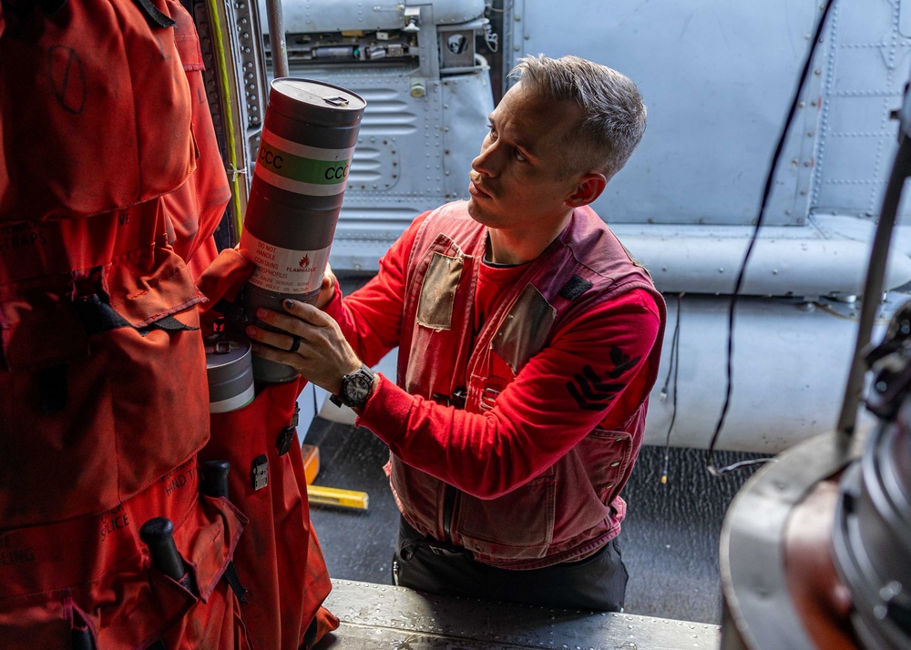 DVIDS - Images - Truman's Deployment [Image 4 of 7]