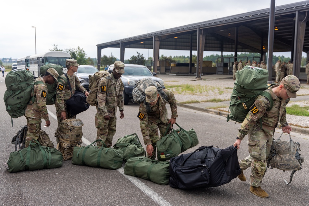 DVIDS - Images - The Army Best Squad Competition [Image 2 of 7]