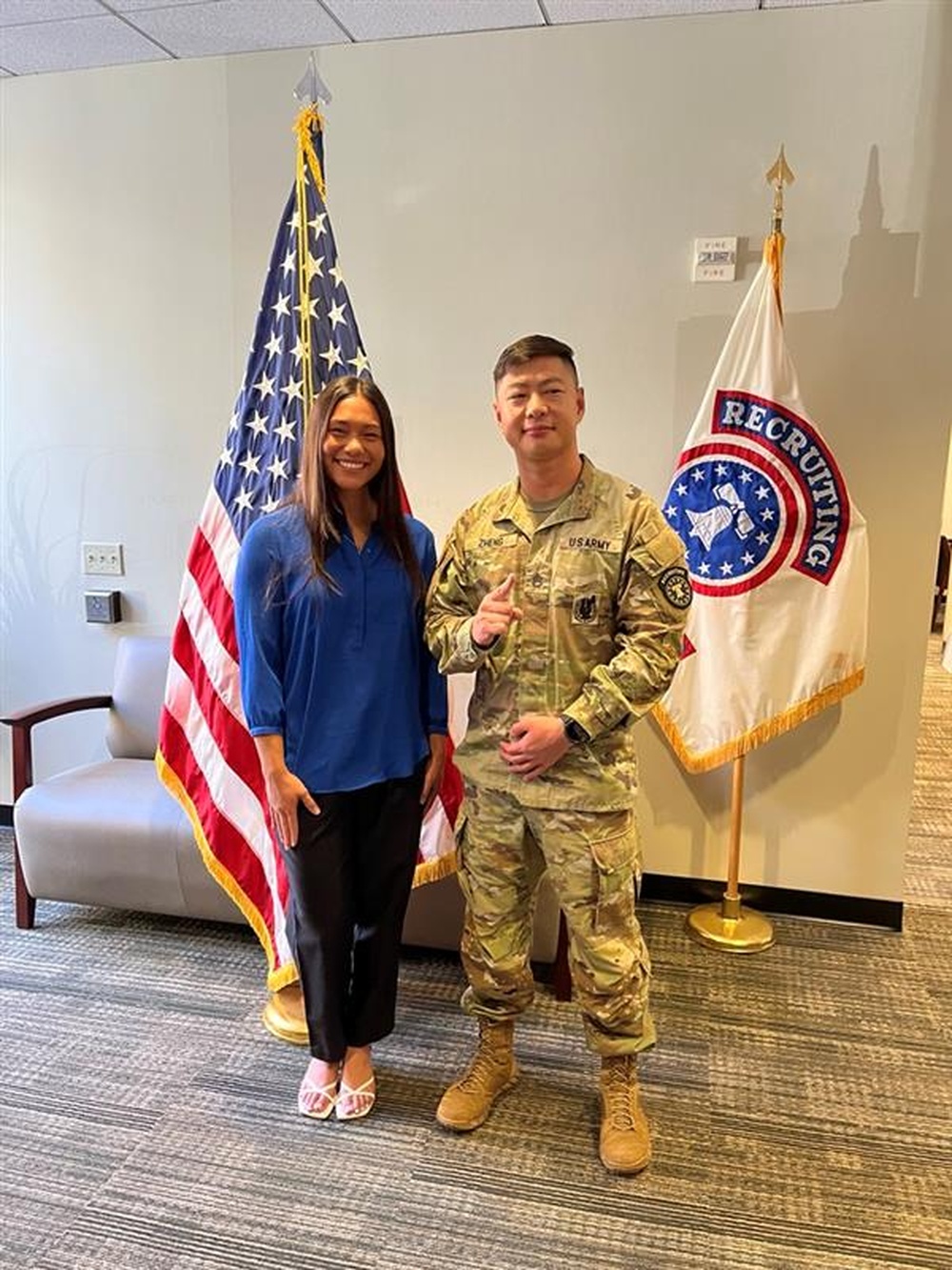 DVIDS - News - Army Veteran Commissions Sister into the U.S. Army