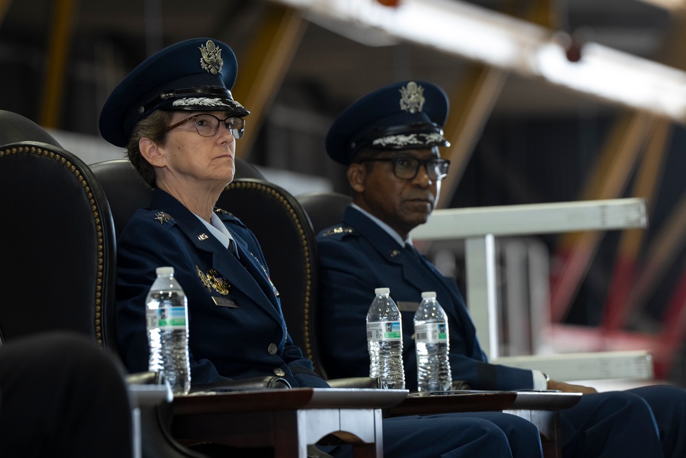 DVIDS - Images - SD Presides Over USTRANSCOM Change of Command Ceremony ...