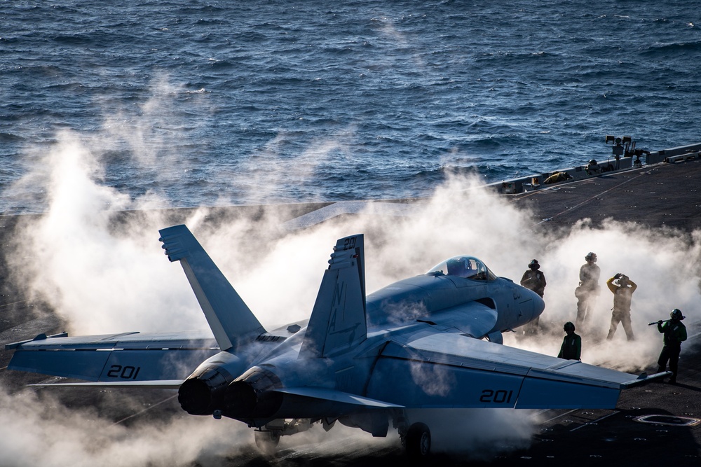 DVIDS - Images - Nimitz Conducts Flight Operations [Image 9 of 17]