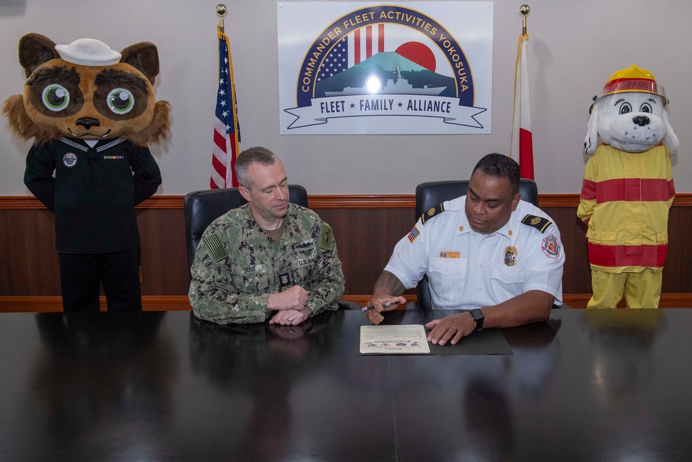 DVIDS - Images - CFAY Fire Prevention Week Proclamation Signing [Image ...