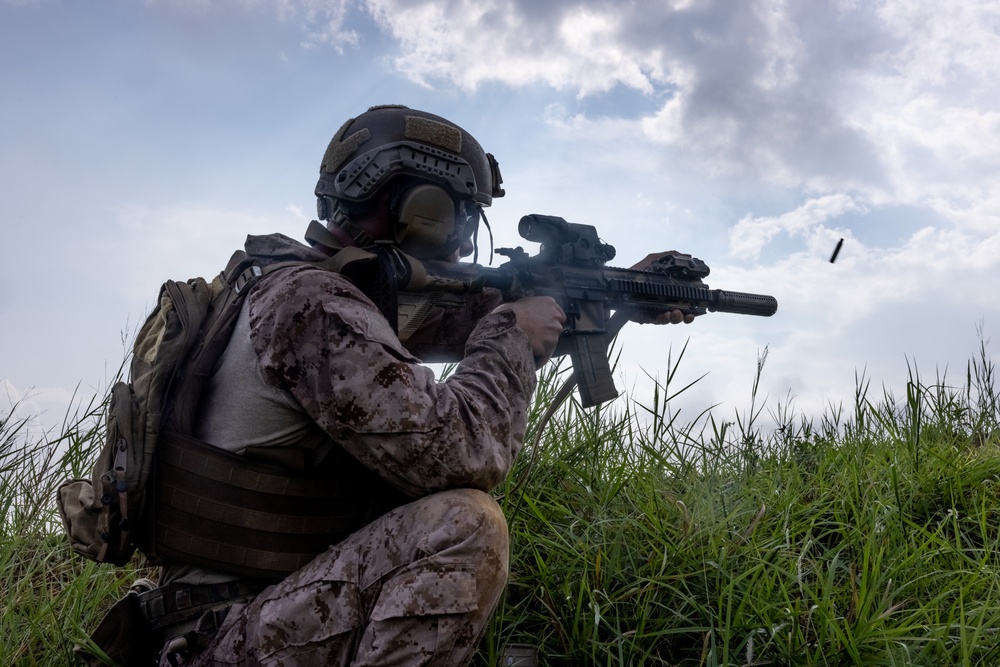 DVIDS - Images - 3d Recon Live-Fire Bounding Range [Image 12 of 15]