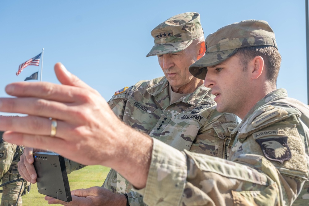 DVIDS - Images - Chief of Staff of the Army and Sergeant Major of the ...