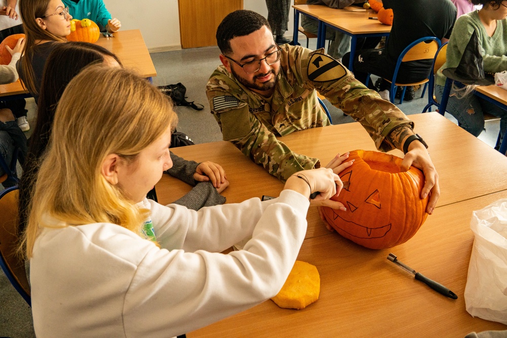 DVIDS - Images - U.S. Army Soldiers visit Polish students on Halloween ...