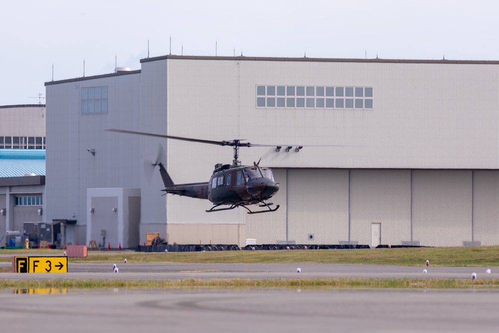 DVIDS - Images - Keen Sword 25: JGSDF and JMSDF members conduct a ...