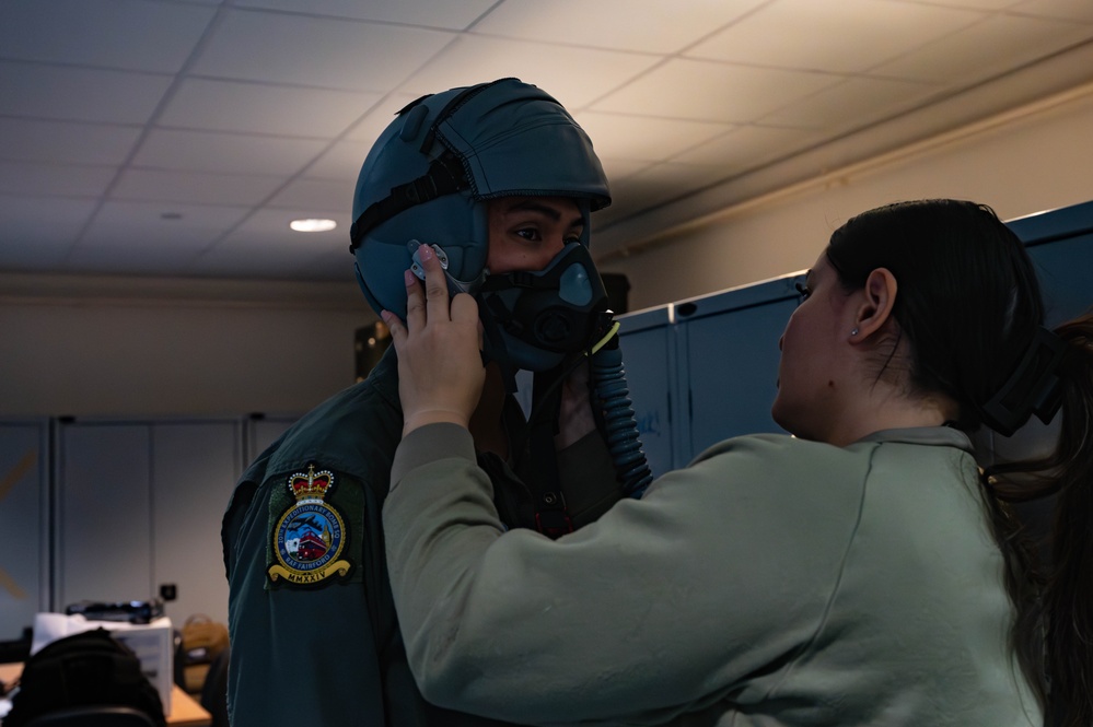 DVIDS - Images - Aircrew flight equipment conducts pre-flight ...