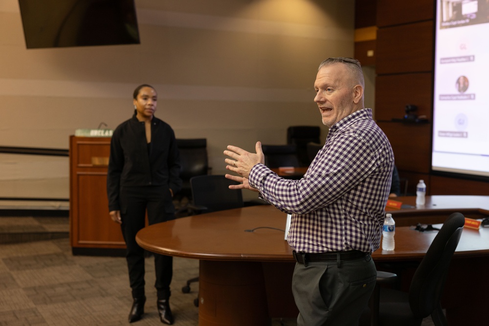 DVIDS - Images - MARFORCOM Leadership Symposium [Image 3 of 5]