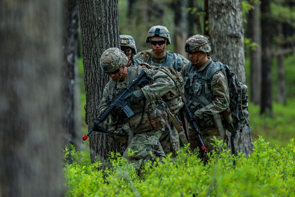 DVIDS - Images - 207th Military Intelligence Brigade (Theater) Competes ...