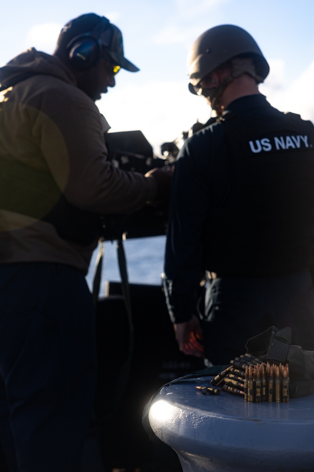 DVIDS - Images - USS Oscar Austin (DDG 79) Conducts Live Fire Gunnery ...