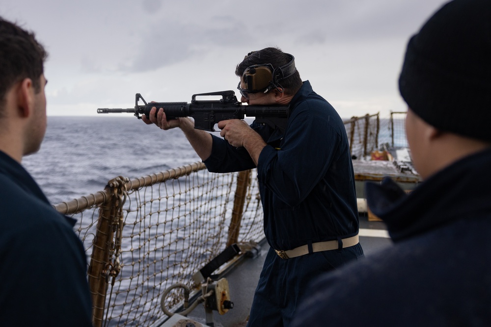 DVIDS - Images - USS Oscar Austin (DDG 79) Conducts Live Fire Gunnery ...