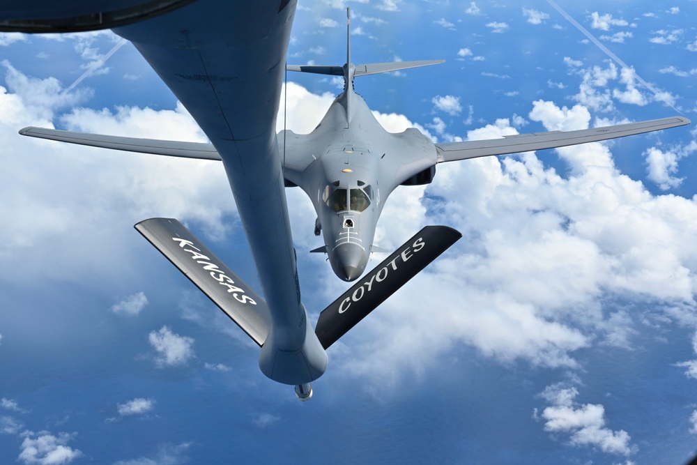DVIDS - Images - B-1B Lancer conducts aerial refueling during Bomber ...
