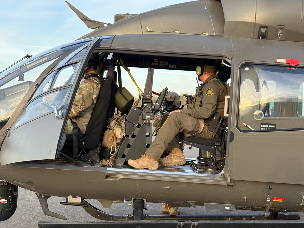 DVIDS - Images - U.S. Soldiers support CBP near Tucson, Ariz. [Image 4 ...
