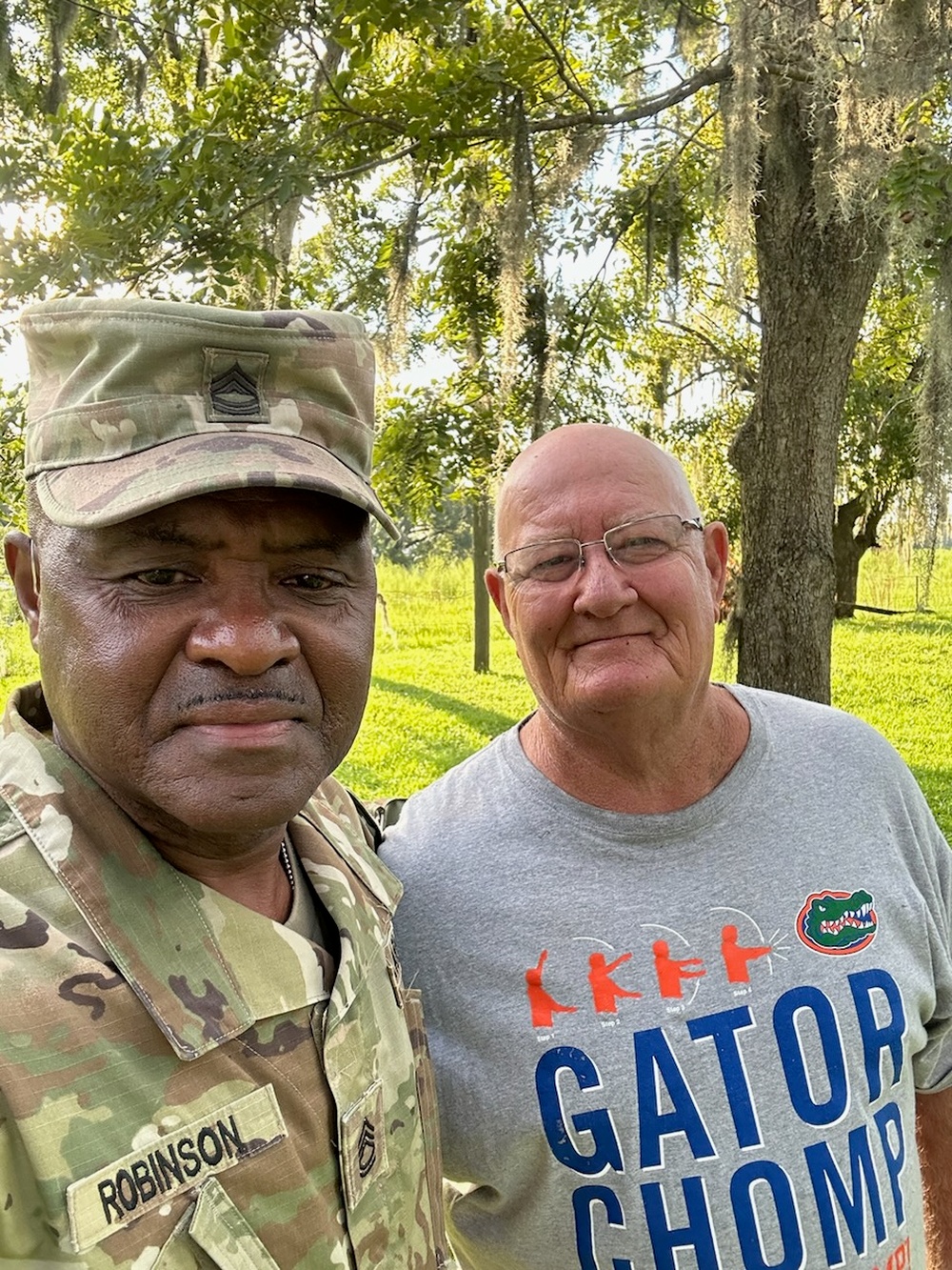 DVIDS - News - FLARNG Soldier assisted civilian during medical emergency