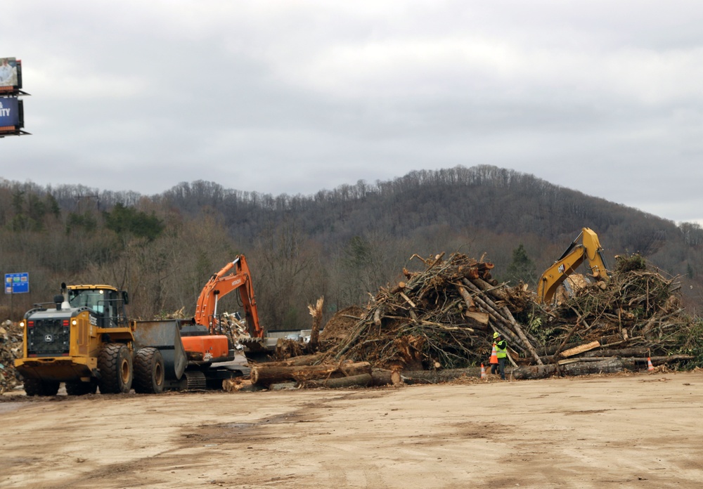DVIDS - Images - USACE oversees Helene Debris mission in North Carolina ...