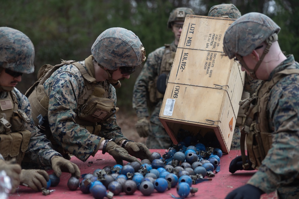 DVIDS - Images - 2nd CRR REGFEX: M67 Grenade Range [Image 4 of 8]