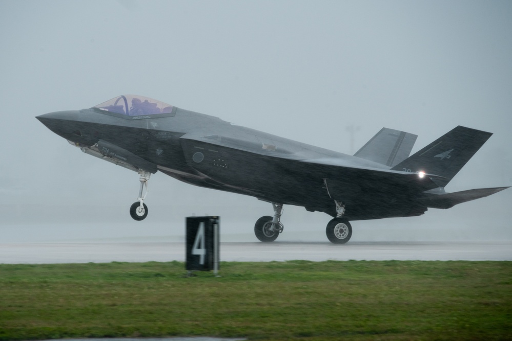 DVIDS - Images - U.S. Marine Corps aircraft land at Andersen AFB for ...
