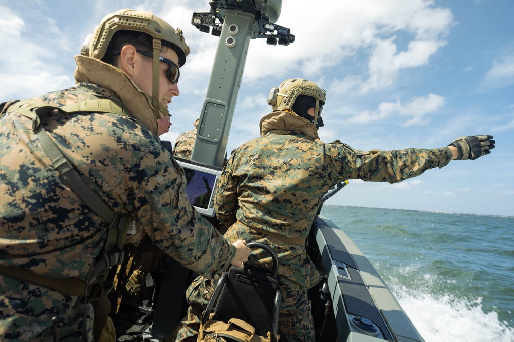 DVIDS - Images - 4th AABn conducts open water operations with multi-mission reconnaissance ...