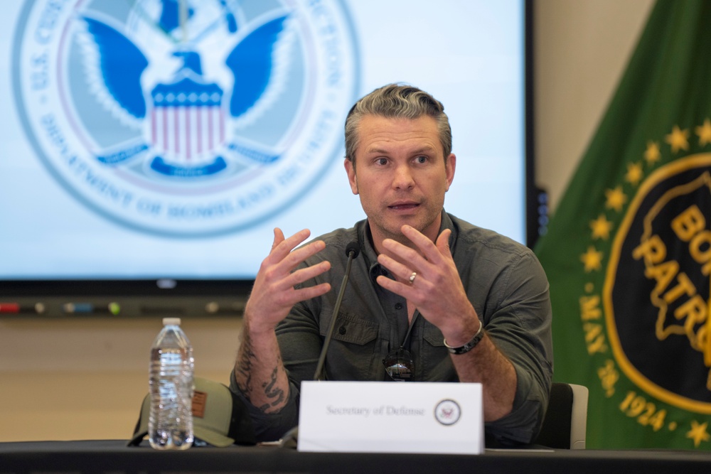 DVIDS - Images - VPOTUS, SECDEF, DNI visit Texas Southern Border [Image ...