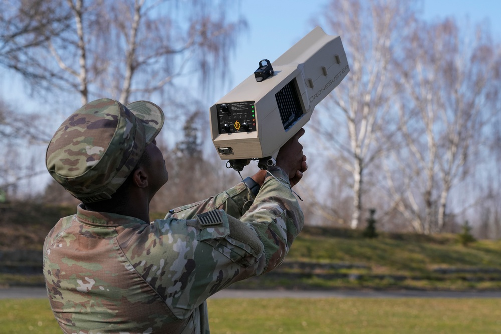 DVIDS - Images - 1st Armored Division undergoes Counter-Unmanned Aircraft Systems training ...