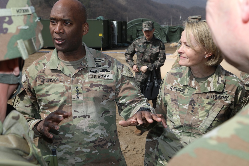 DVIDS - Images - UNC, CFC, USFK Commander and U.S. Army Surgeon General ...