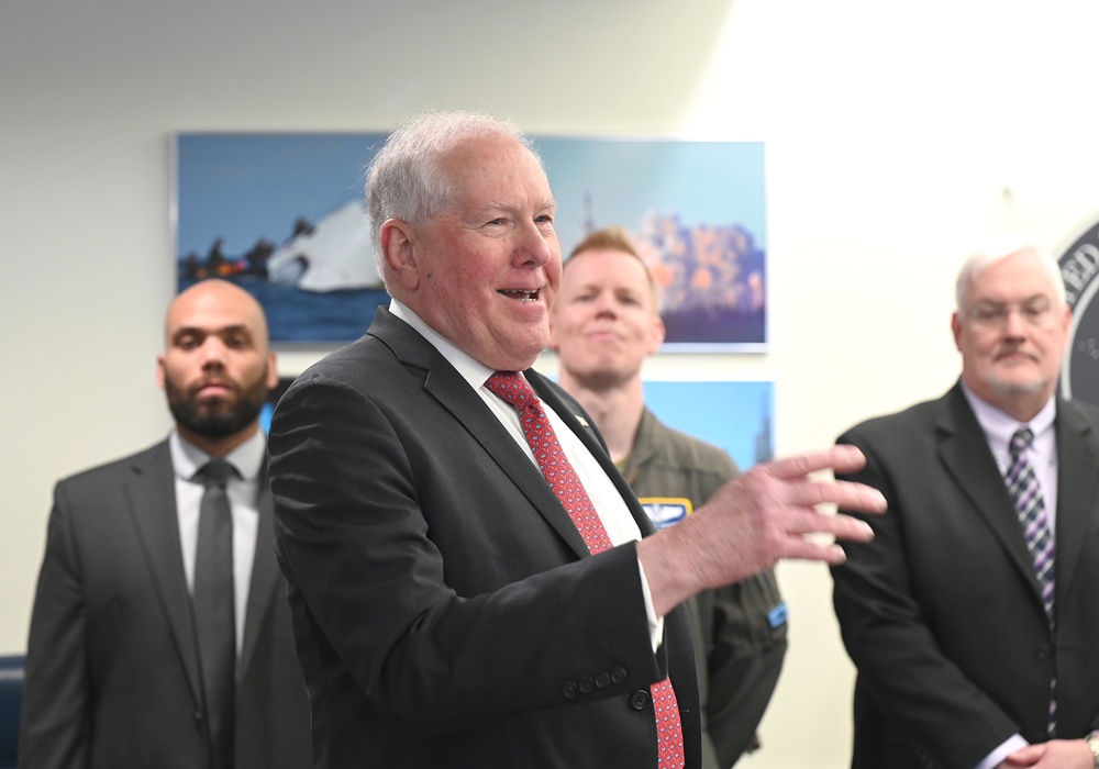 DVIDS - Images - SecAF Recognizes Team [Image 7 of 15]