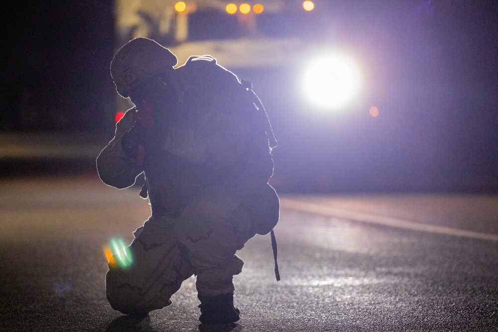 DVIDS - Images - 12th LAAB Marines Complete CBRN Hike [Image 4 of 6]