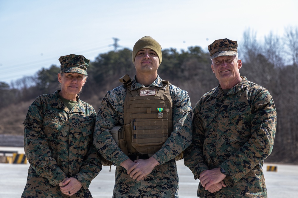 DVIDS - Images - U.S. Marine Receives Navy and Marine Corps Achievement ...