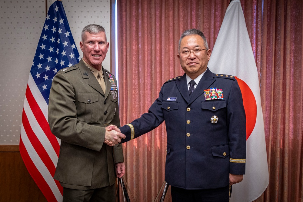 DVIDS - Images - Commandant, Gen. Eric M. Smith, Visits National ...