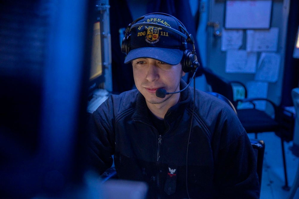 DVIDS - Images - Sailors stand watch in the combat Information center ...