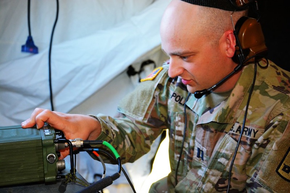 DVIDS - News - Fort Eisenhower Signal and Cyber Soldiers form the HF ...