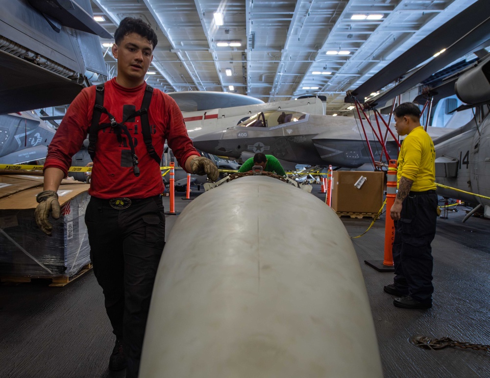 DVIDS - Images - USS Carl Vinson (CVN 70) Conducts Routine Flight Operations in the East China ...