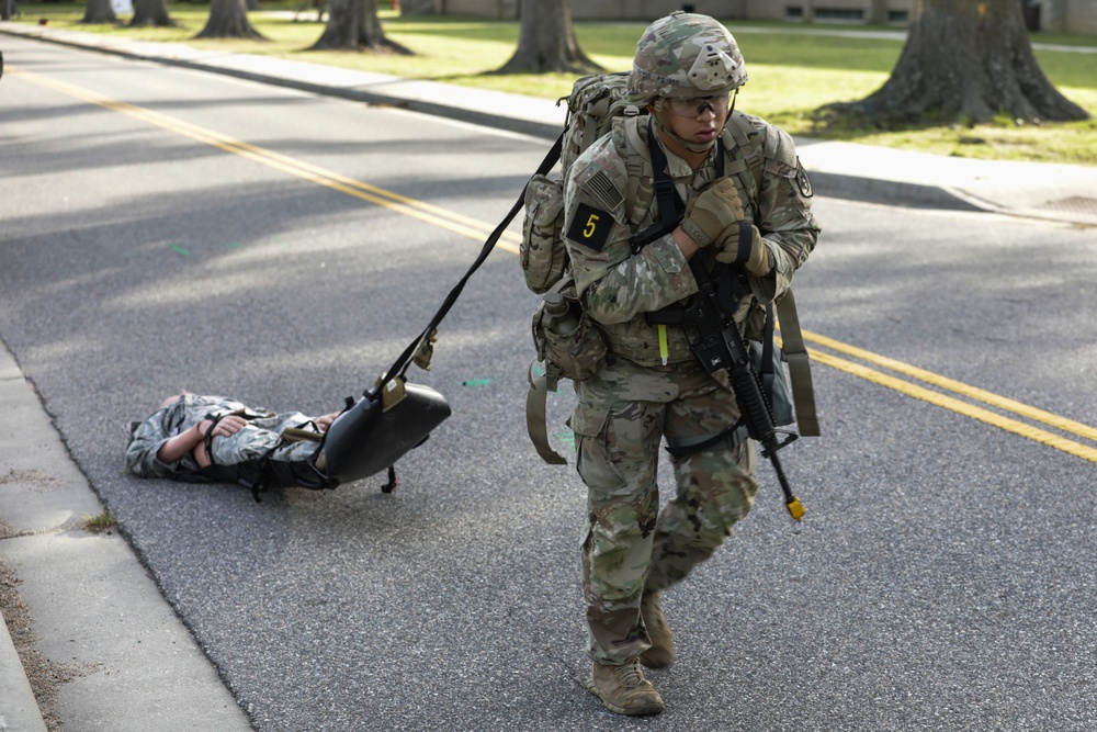 DVIDS - Images - ICOE; TRADOC Best Squad Competition [Image 8 of 9]