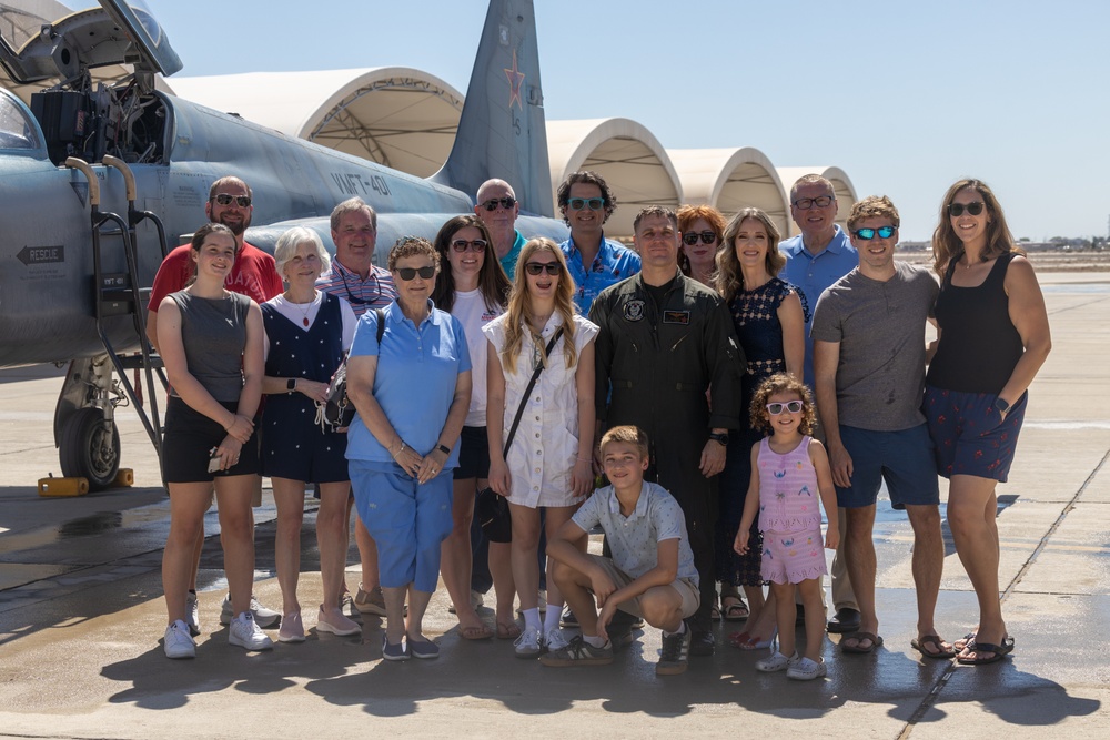 DVIDS - Images - Pilot's last flight as a United States Marine Corps ...
