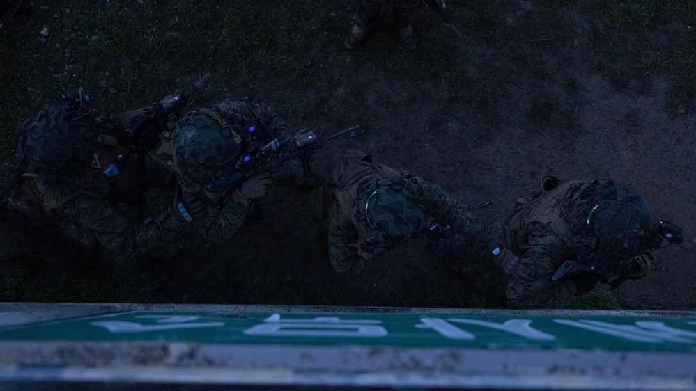 DVIDS - Images - Activated Reserve Marines Conduct MOUT Training during ...