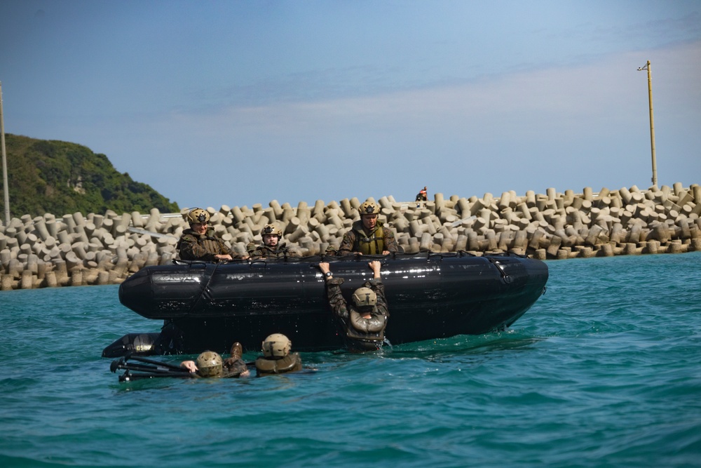 DVIDS - Images - 31st MEU Boat Company conducts Small Boat Skills ...